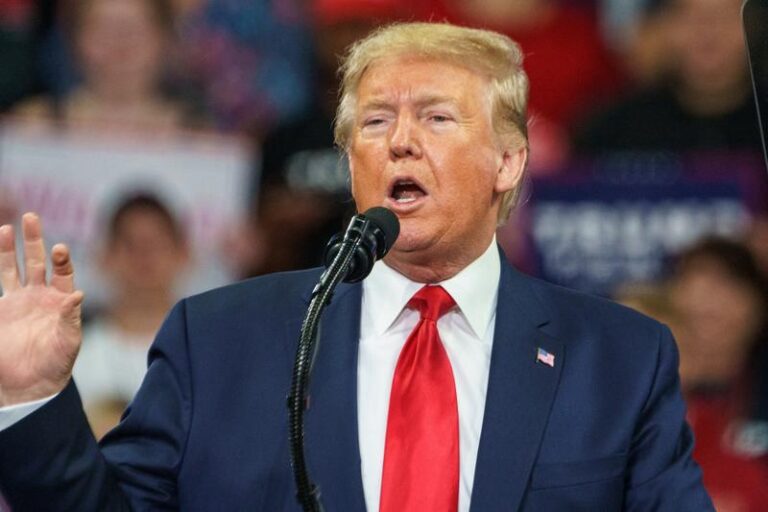 Trump Explodes at Female ABC News Reporter | Headline Reporter