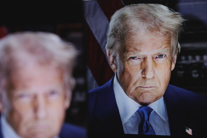 Trump Unleashes Tirade at CNN Reporter | Headline Reporter
