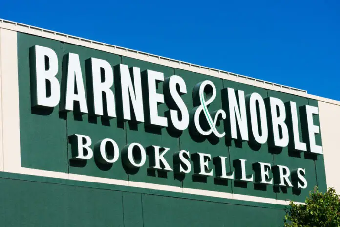 Holiday Shopper Killed Inside Barnes & Noble Bookstore | Headline Reporter